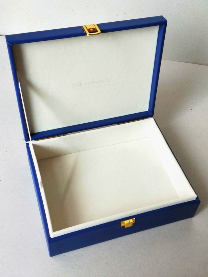 China Customized Trophy Box Suppliers and Manufacturers - Wholesale Low ...